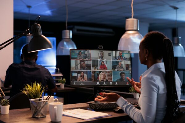 10 Steps for Flawless Corporate Event Planning - Outback Team Building ...